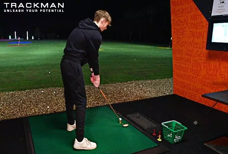 Driving Range Experiences – Old Woking, Surrey | Hoebridge Golf Centre
